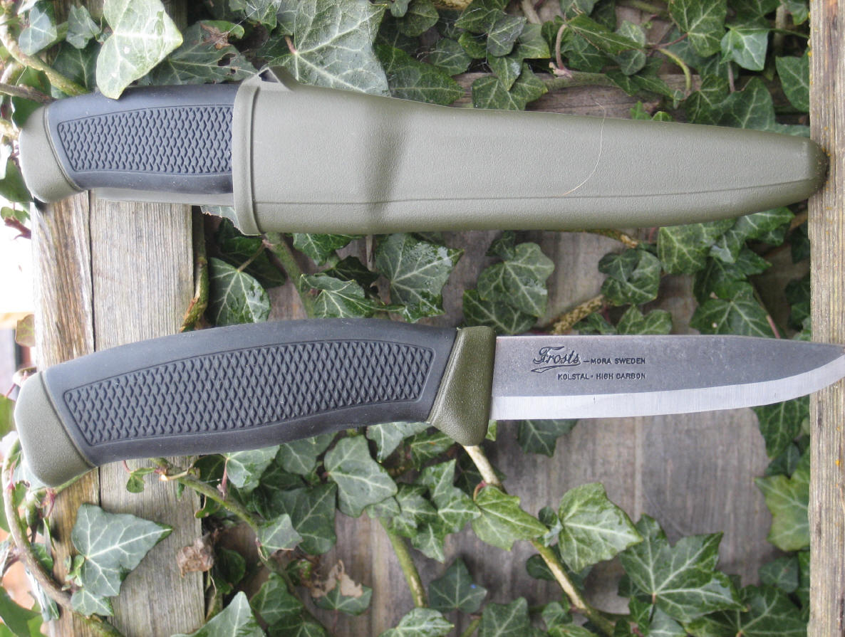 FROSTS MORA KNIVES